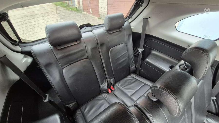 Melns Chevrolet Captiva 2012 Klaipėda, ar dzinēja tilpumu 2.23 L un nobraukumu 350 tūkst. km par 2999 €, foto 16 vietnē AUTOMOTO.COM.LV