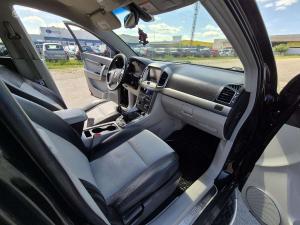 Black Chevrolet Captiva 2012 in Siauliai, with an engine capacity of 2.23 L and mileage of 225 thousand km for 4750 €, photo 21 on AUTOMOTO.COM.LV