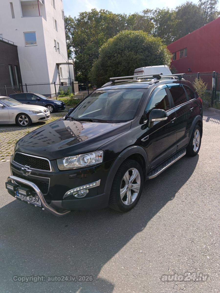 Melns Chevrolet Captiva 2012 Tallina, ar dzinēja tilpumu 2.20 L un nobraukumu 220 tūkst. km par 4300 €, foto 4 vietnē AUTOMOTO.COM.LV