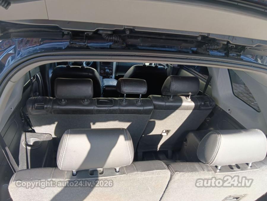 Melns Chevrolet Captiva 2012 Tallina, ar dzinēja tilpumu 2.20 L un nobraukumu 220 tūkst. km par 4300 €, foto 9 vietnē AUTOMOTO.COM.LV