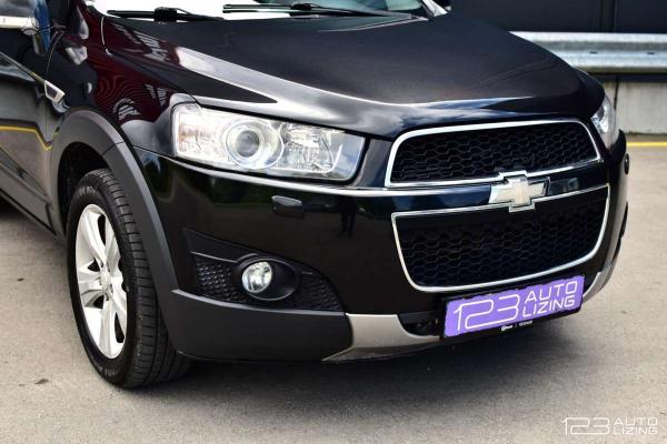 Black Chevrolet Captiva 2012 in Kretinga, with an engine capacity of 2.20 L and mileage of 234 thousand km for 6350 €, photo 6 on AUTOMOTO.COM.LV