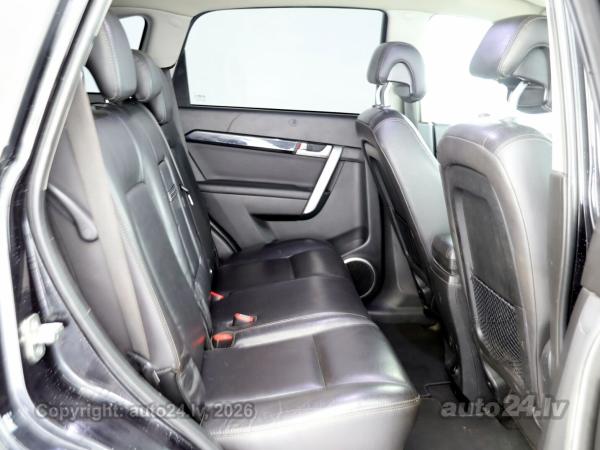 Melns Chevrolet Captiva 2012 Tallina, ar dzinēja tilpumu 2.20 L un nobraukumu 225 tūkst. km par 3999 €, foto 7 vietnē AUTOMOTO.COM.LV
