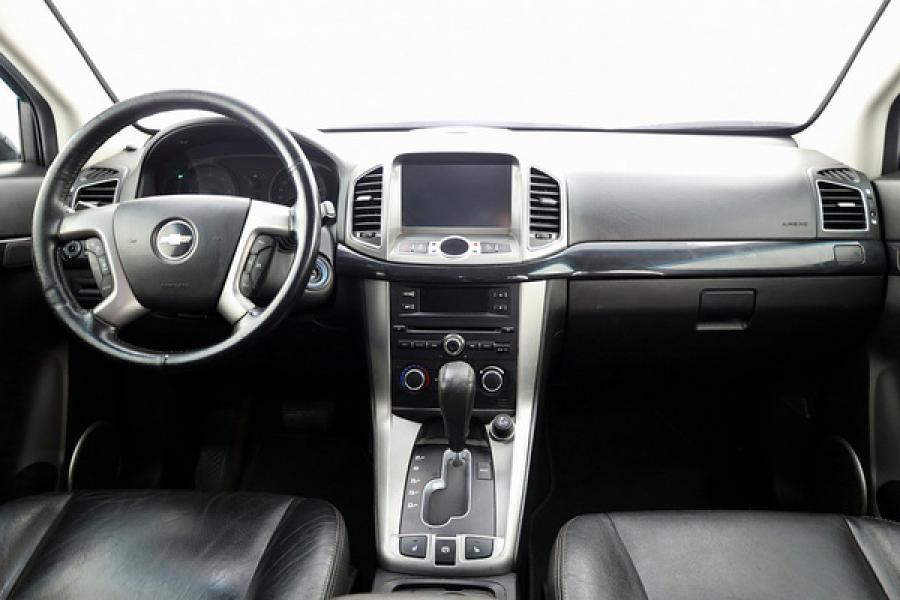 Melns Chevrolet Captiva 2012 Tallina, ar dzinēja tilpumu 2.20 L un nobraukumu 225 tūkst. km par 3999 €, foto 6 vietnē AUTOMOTO.COM.LV