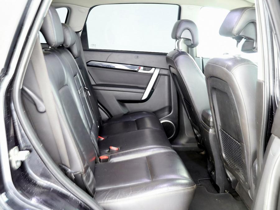 Melns Chevrolet Captiva 2012 Tallina, ar dzinēja tilpumu 2.20 L un nobraukumu 225 tūkst. km par 3999 €, foto 17 vietnē AUTOMOTO.COM.LV