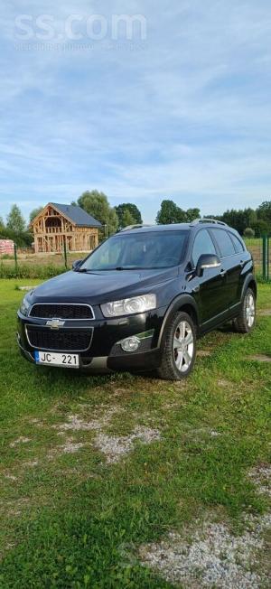 Melns Chevrolet Captiva 2012 Rīga, ar dzinēja tilpumu 2.20 L un nobraukumu 286 tūkst. km par 7000 €, foto 4 vietnē AUTOMOTO.COM.LV