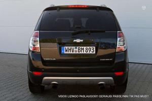 Black Chevrolet Captiva 2012 in Kretinga, with an engine capacity of 2.20 L and mileage of 163 thousand km for 6199 €, photo 8 on AUTOMOTO.COM.LV