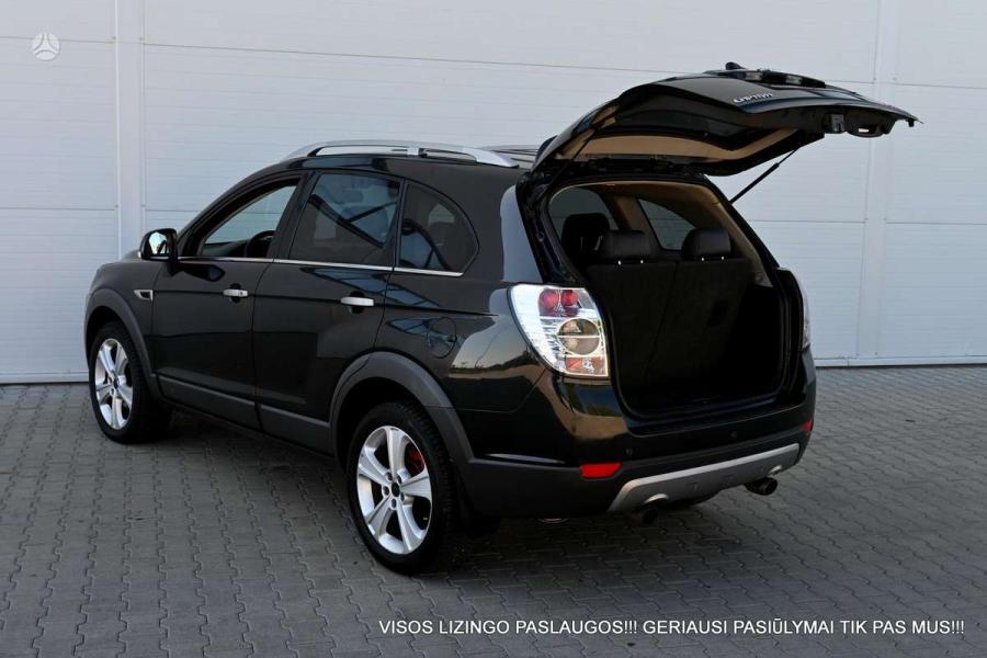 Black Chevrolet Captiva 2012 in Kretinga, with an engine capacity of 2.20 L and mileage of 163 thousand km for 6199 €, photo 11 on AUTOMOTO.COM.LV