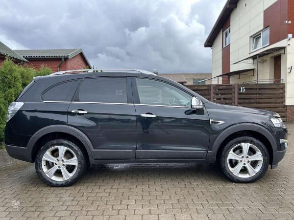 Шевроле Каптива 2012 в Кретинга на AUTOMOTO.COM.LV Черный Шевроле Каптива 2012 в Кретинга, объемом двигателя 2.23 л и пробегом 256 тыс. км за 4899 €, фото 7 на AUTOMOTO.COM.LV