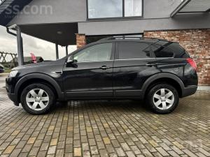 Melns Chevrolet Captiva 2012 Talsi, ar dzinēja tilpumu 2.20 L un nobraukumu 211 tūkst. km par 6500 €, foto 3 vietnē AUTOMOTO.COM.LV