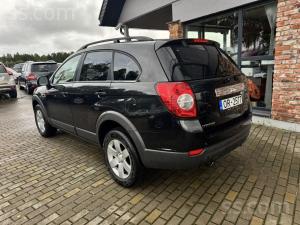 Melns Chevrolet Captiva 2012 Talsi, ar dzinēja tilpumu 2.20 L un nobraukumu 211 tūkst. km par 6500 €, foto 4 vietnē AUTOMOTO.COM.LV