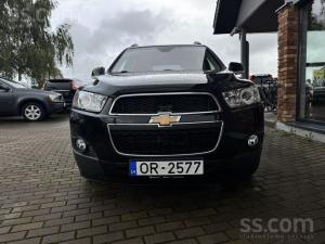 Melns Chevrolet Captiva 2012 Talsi, ar dzinēja tilpumu 2.20 L un nobraukumu 211 tūkst. km par 6500 €, foto 9 vietnē AUTOMOTO.COM.LV
