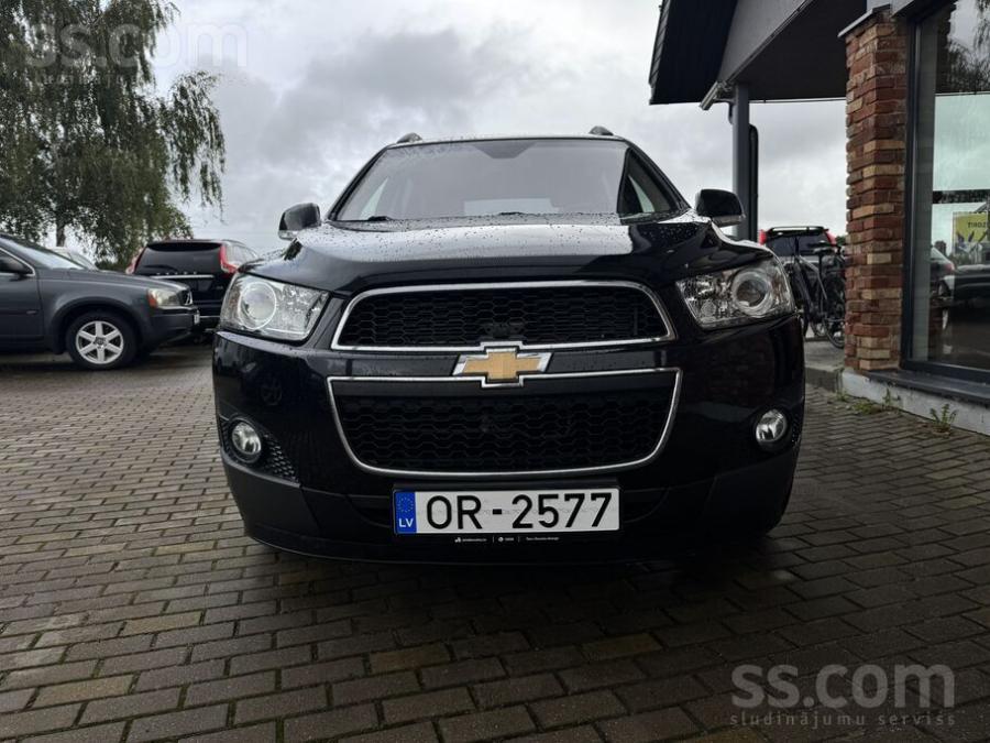 Melns Chevrolet Captiva 2012 Talsi, ar dzinēja tilpumu 2.20 L un nobraukumu 211 tūkst. km par 6500 €, foto 9 vietnē AUTOMOTO.COM.LV