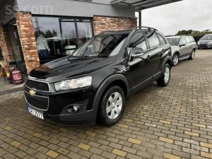 Chevrolet Captiva 2012 in Talsi on AUTOMOTO.COM.LV Black Chevrolet Captiva 2012 in Talsi, with an engine capacity of 2.20 L and mileage of 211 thousand km for 6500 €, photo 1 on AUTOMOTO.COM.LV