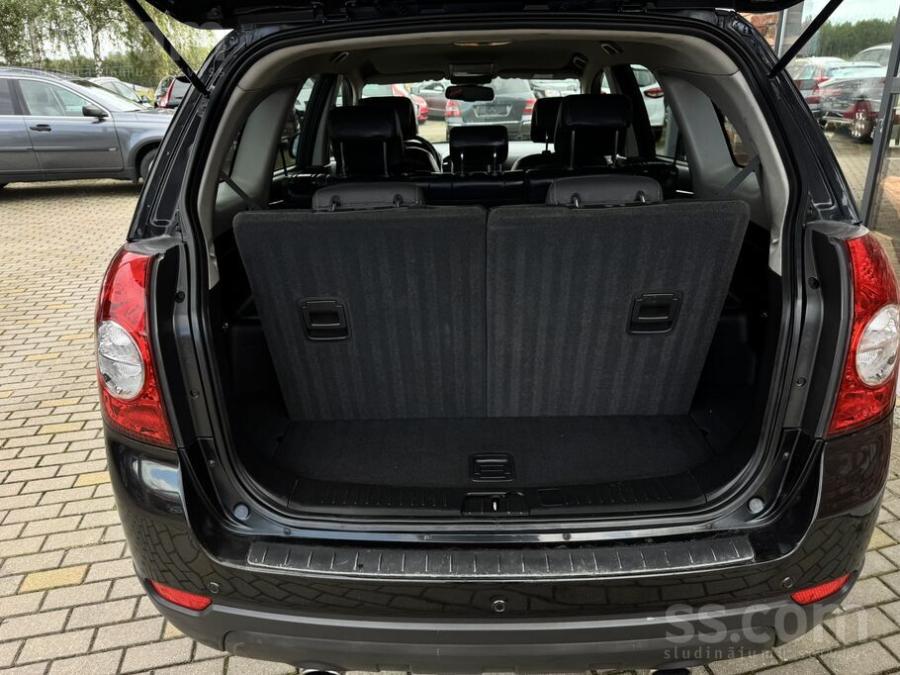Melns Chevrolet Captiva 2012 Talsi, ar dzinēja tilpumu 2.20 L un nobraukumu 229 tūkst. km par 6500 €, foto 15 vietnē AUTOMOTO.COM.LV