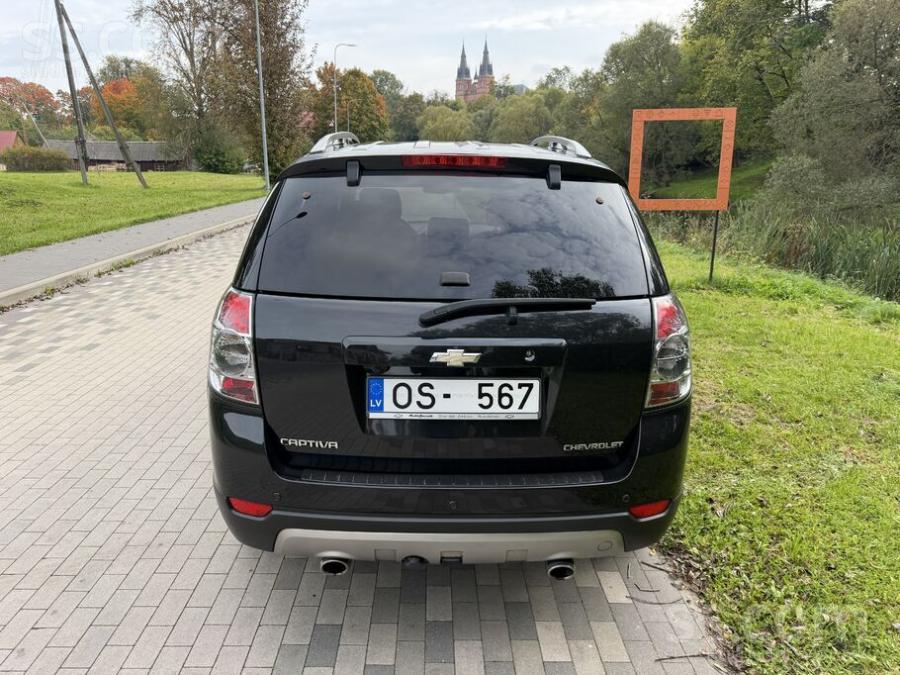 Melns Chevrolet Captiva 2012 Rēzekne, ar dzinēja tilpumu 2.20 L un nobraukumu 0 tūkst. km par 6450 €, foto 11 vietnē AUTOMOTO.COM.LV