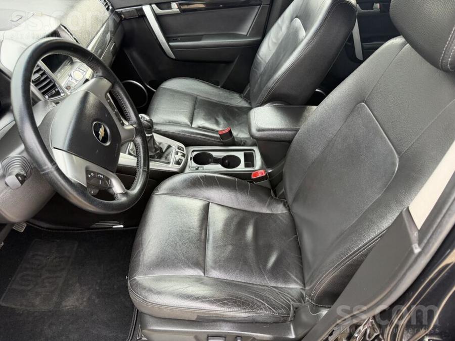 Melns Chevrolet Captiva 2012 Rēzekne, ar dzinēja tilpumu 2.20 L un nobraukumu 0 tūkst. km par 6450 €, foto 16 vietnē AUTOMOTO.COM.LV