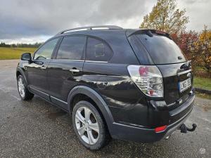 Melns Chevrolet Captiva 2013 Utena, ar dzinēja tilpumu 2.20 L un nobraukumu 350 tūkst. km par 3850 €, foto 6 vietnē AUTOMOTO.COM.LV