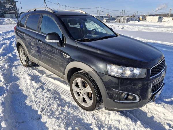 Black Chevrolet Captiva 2013 in Kaunas, with an engine capacity of 2.20 L and mileage of 235 thousand km for 5500 €, photo 2 on AUTOMOTO.COM.LV
