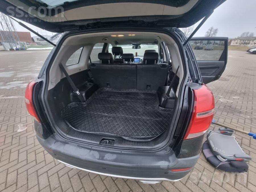 Melns Chevrolet Captiva 2013 Valmiera, ar dzinēja tilpumu 2.20 L un nobraukumu 223 tūkst. km par 5800 €, foto 8 vietnē AUTOMOTO.COM.LV