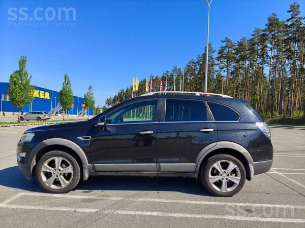 Melns Chevrolet Captiva 2013 Rīga, ar dzinēja tilpumu 2.20 L un nobraukumu 245 tūkst. km par 5300 €, foto 3 vietnē AUTOMOTO.COM.LV