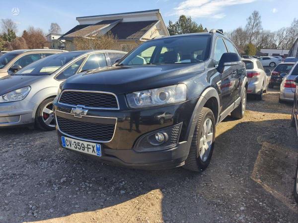 Black Chevrolet Captiva 2013 in Utena, with an engine capacity of 2.20 L and mileage of 217 thousand km for 5350 €, photo 1 on AUTOMOTO.COM.LV
