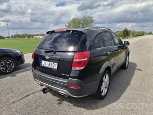 Melns Chevrolet Captiva 2013 Rīga, ar dzinēja tilpumu 2.20 L un nobraukumu 246 tūkst. km par 3800 €, foto 4 vietnē AUTOMOTO.COM.LV