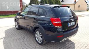 Black Chevrolet Captiva 2013 in Madona, with an engine capacity of 2.20 L and mileage of 292 thousand km for 3995 €, photo 6 on AUTOMOTO.COM.LV