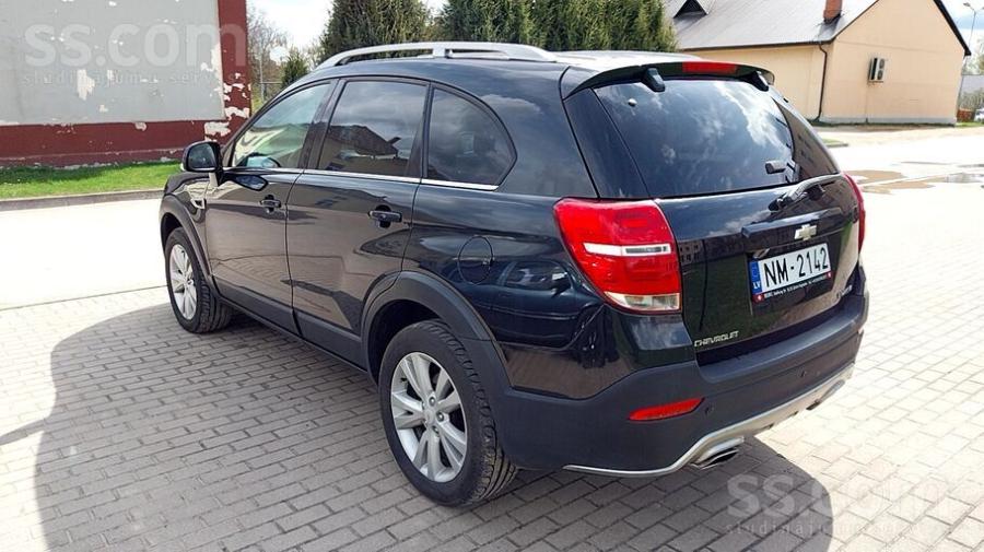 Black Chevrolet Captiva 2013 in Madona, with an engine capacity of 2.20 L and mileage of 292 thousand km for 3995 €, photo 6 on AUTOMOTO.COM.LV