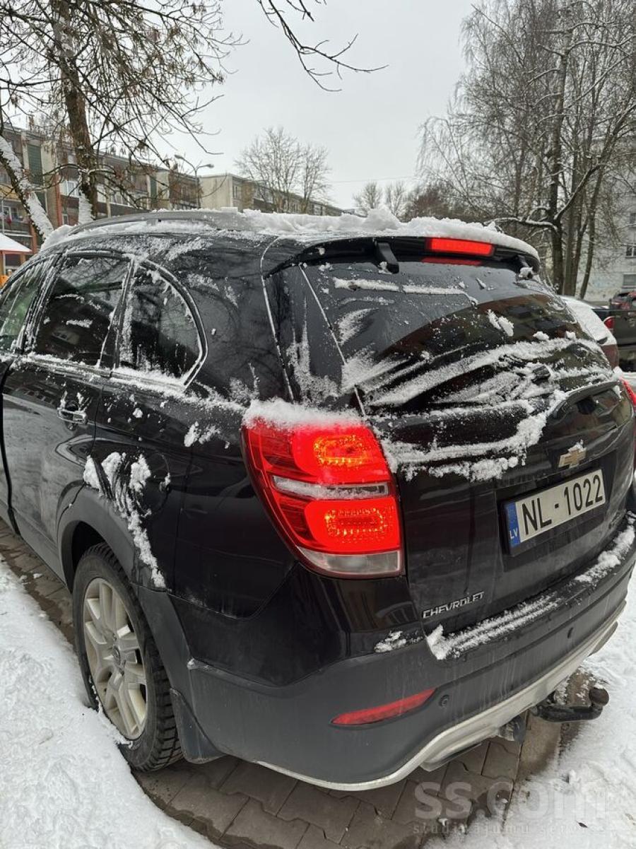 Black Chevrolet Captiva 2014 in Riga, with an engine capacity of 2.20 L and mileage of 319 thousand km for 3025 €, photo 9 on AUTOMOTO.COM.LV
