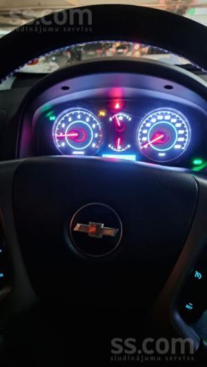 Melns Chevrolet Captiva 2014 Rīga, ar dzinēja tilpumu 2.40 L un nobraukumu 206 tūkst. km par 5750 €, foto 7 vietnē AUTOMOTO.COM.LV