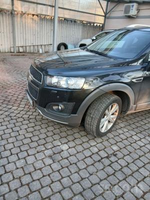 Black Chevrolet Captiva 2013 in Jurmala, with an engine capacity of 2.40 L and mileage of 139 thousand km for 5750 €, photo 5 on AUTOMOTO.COM.LV