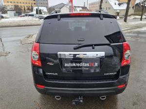 Black Chevrolet Captiva 2013 in Siauliai, with an engine capacity of 2.20 L and mileage of 241 thousand km for 5750 €, photo 11 on AUTOMOTO.COM.LV