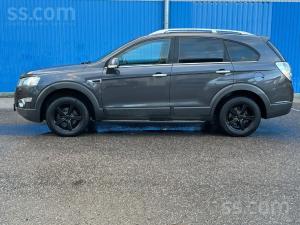 Melns Chevrolet Captiva 2013 Rīga, ar dzinēja tilpumu 2.20 L un nobraukumu 247 tūkst. km par 4290 €, foto 7 vietnē AUTOMOTO.COM.LV