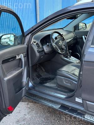 Melns Chevrolet Captiva 2013 Rīga, ar dzinēja tilpumu 2.20 L un nobraukumu 247 tūkst. km par 4290 €, foto 11 vietnē AUTOMOTO.COM.LV