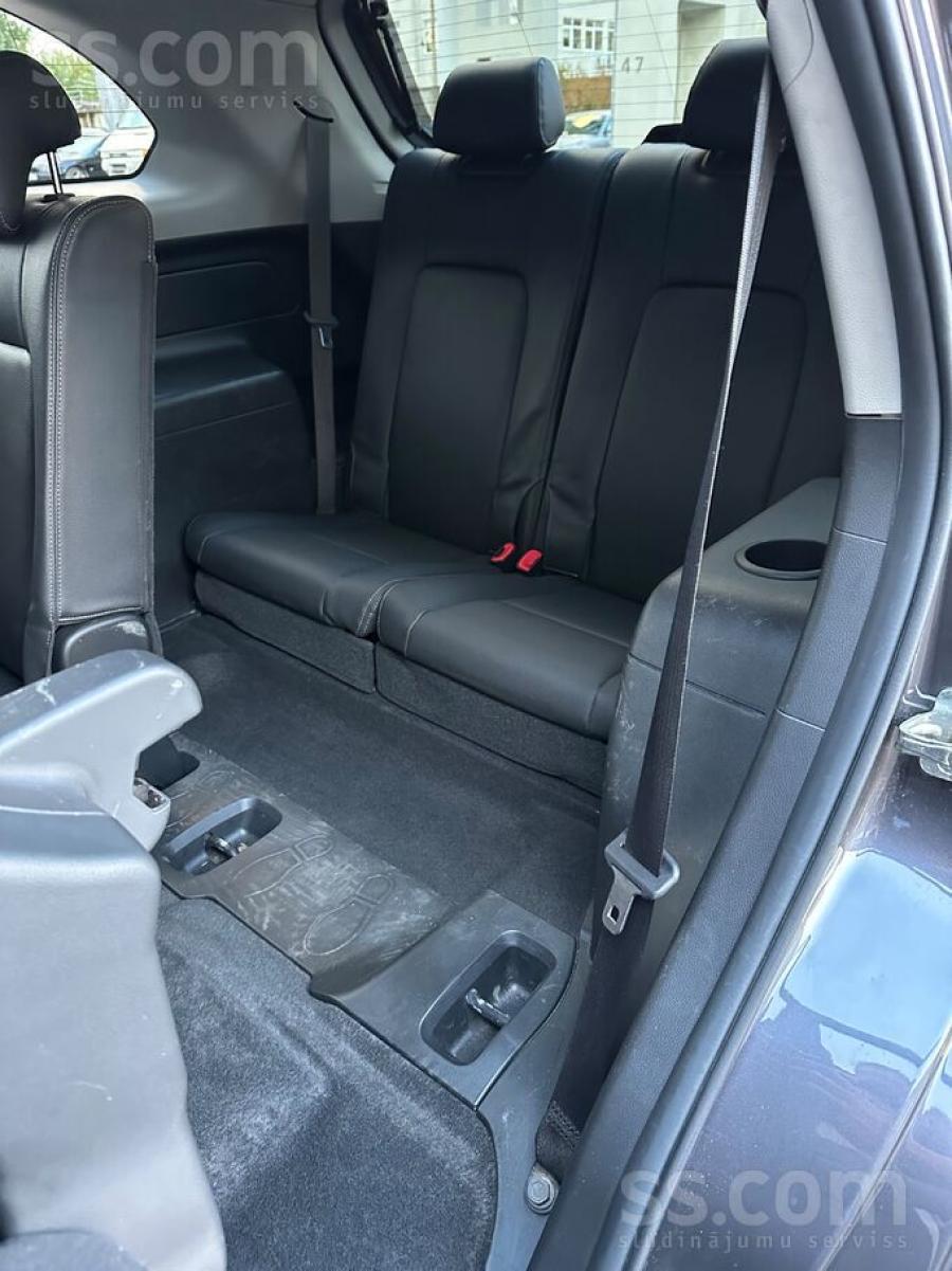 Melns Chevrolet Captiva 2013 Rīga, ar dzinēja tilpumu 2.20 L un nobraukumu 247 tūkst. km par 4290 €, foto 12 vietnē AUTOMOTO.COM.LV