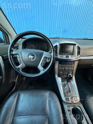 Melns Chevrolet Captiva 2013 Rīga, ar dzinēja tilpumu 2.20 L un nobraukumu 247 tūkst. km par 4290 €, foto 17 vietnē AUTOMOTO.COM.LV