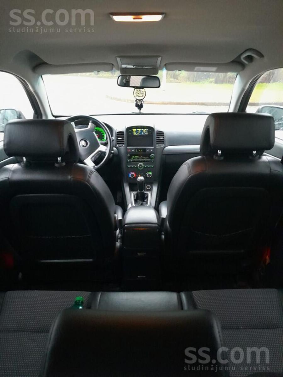 Melns Chevrolet Captiva 2006 Dobele, ar dzinēja tilpumu 2.00 L un nobraukumu 0 tūkst. km par 2600 €, foto 6 vietnē AUTOMOTO.COM.LV