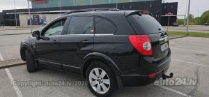 Melns Chevrolet Captiva 2007 Tartu, ar dzinēja tilpumu 2.00 L un nobraukumu 245 tūkst. km par 5500 €, foto 4 vietnē AUTOMOTO.COM.LV