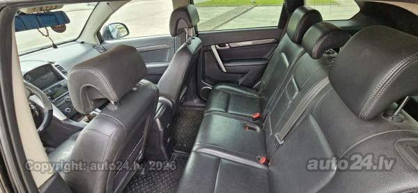 Melns Chevrolet Captiva 2007 Tartu, ar dzinēja tilpumu 2.00 L un nobraukumu 245 tūkst. km par 5500 €, foto 6 vietnē AUTOMOTO.COM.LV