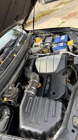 Black Chevrolet Captiva 2007 in Tallinn, with an engine capacity of 2.00 L and mileage of 260 thousand km for 3500 €, photo 26 on AUTOMOTO.COM.LV