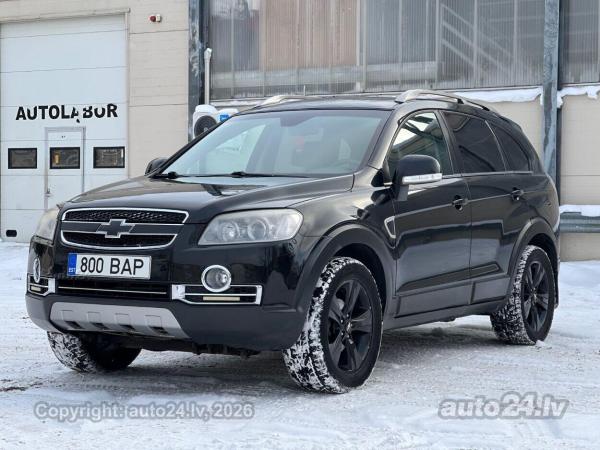 Melns Chevrolet Captiva 2008 Narva, ar dzinēja tilpumu 2.00 L un nobraukumu 237 tūkst. km par 1999 €, foto 1 vietnē AUTOMOTO.COM.LV