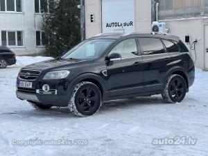 Black Chevrolet Captiva 2008 in Narva, with an engine capacity of 2.00 L and mileage of 237 thousand km for 1999 €, photo 3 on AUTOMOTO.COM.LV