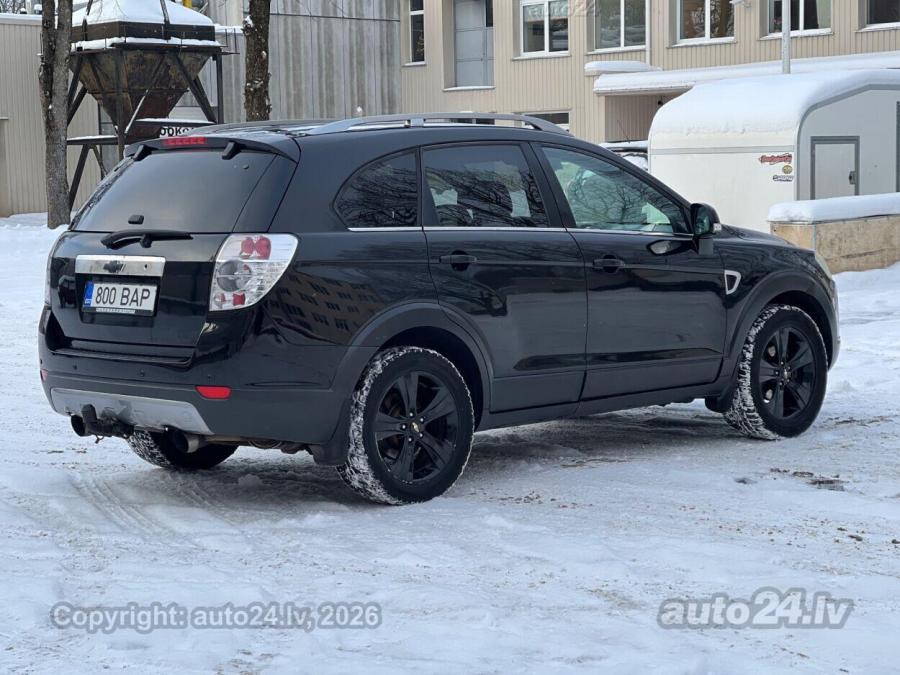 Black Chevrolet Captiva 2008 in Narva, with an engine capacity of 2.00 L and mileage of 237 thousand km for 1999 €, photo 7 on AUTOMOTO.COM.LV