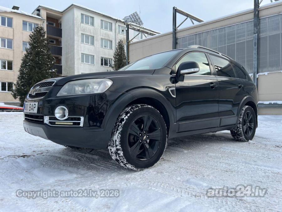 Black Chevrolet Captiva 2008 in Narva, with an engine capacity of 2.00 L and mileage of 237 thousand km for 1999 €, photo 12 on AUTOMOTO.COM.LV