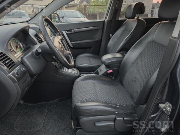 Zils Chevrolet Captiva 2006 Liepāja, ar dzinēja tilpumu 2.00 L un nobraukumu 248 tūkst. km par 2990 €, foto 10 vietnē AUTOMOTO.COM.LV