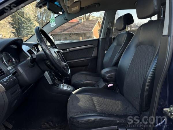 Zils Chevrolet Captiva 2007 Rīga, ar dzinēja tilpumu 2.00 L un nobraukumu 270 tūkst. km par 2950 €, foto 6 vietnē AUTOMOTO.COM.LV