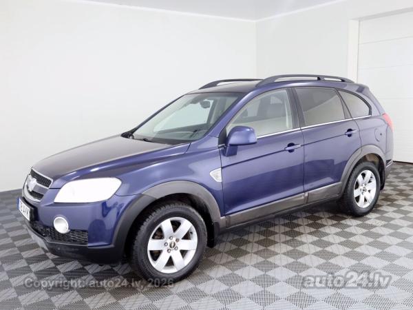 Zils Chevrolet Captiva 2007 Tallina, ar dzinēja tilpumu 2.00 L un nobraukumu 265 tūkst. km par 2499 €, foto 2 vietnē AUTOMOTO.COM.LV
