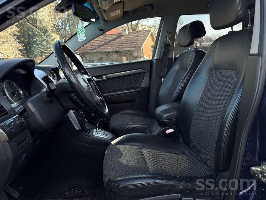 Zils Chevrolet Captiva 2007 Rīga, ar dzinēja tilpumu 2.00 L un nobraukumu 270 tūkst. km par 1990 €, foto 7 vietnē AUTOMOTO.COM.LV