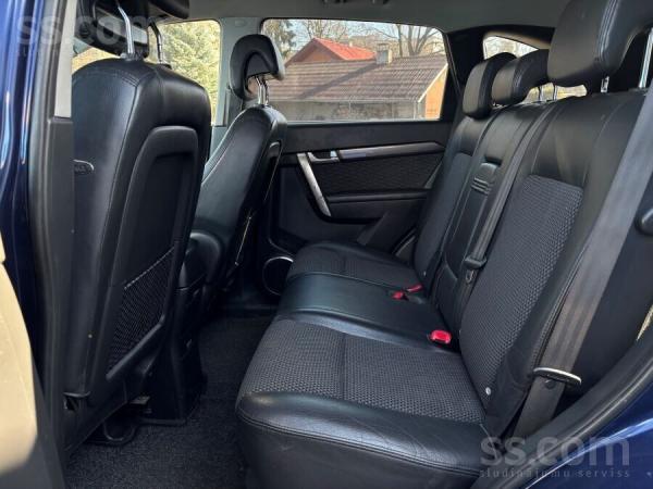 Zils Chevrolet Captiva 2007 Rīga, ar dzinēja tilpumu 2.00 L un nobraukumu 270 tūkst. km par 1990 €, foto 7 vietnē AUTOMOTO.COM.LV