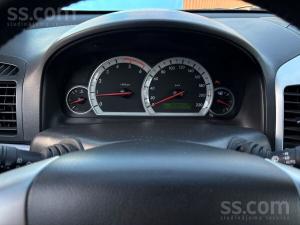 Zils Chevrolet Captiva 2007 Rīga, ar dzinēja tilpumu 2.00 L un nobraukumu 270 tūkst. km par 1990 €, foto 16 vietnē AUTOMOTO.COM.LV